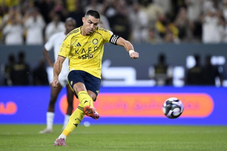 Football business : voici le top 10 des joueurs les mieux payés du ...